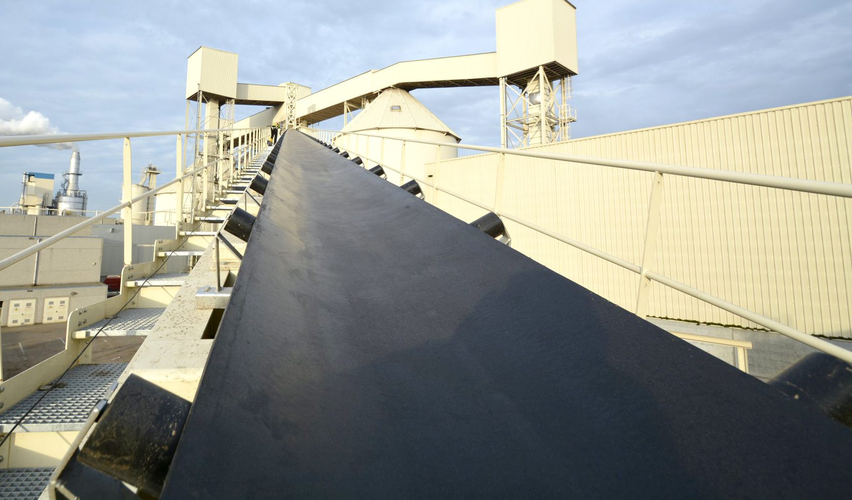 Réalisations - Bande transporteuse blanche en caoutchouc, approuvé FDA ...